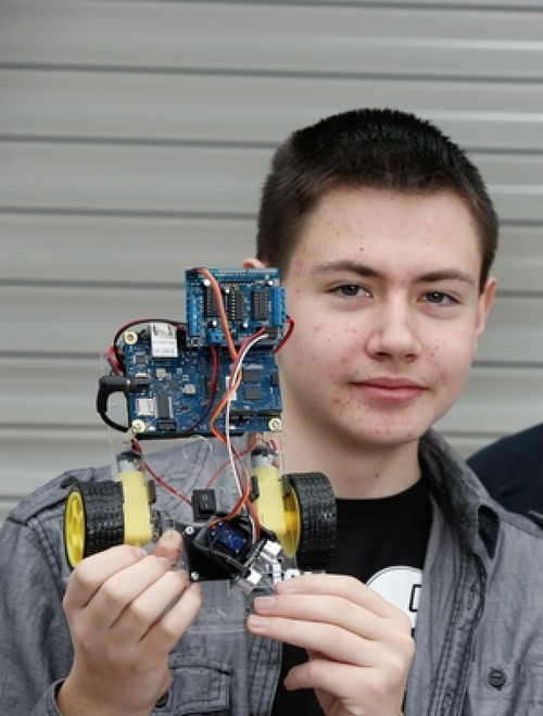 Meet Thomas Carrigan, a Robot Maker and CoderDojo Ninja from Ireland | Code Week