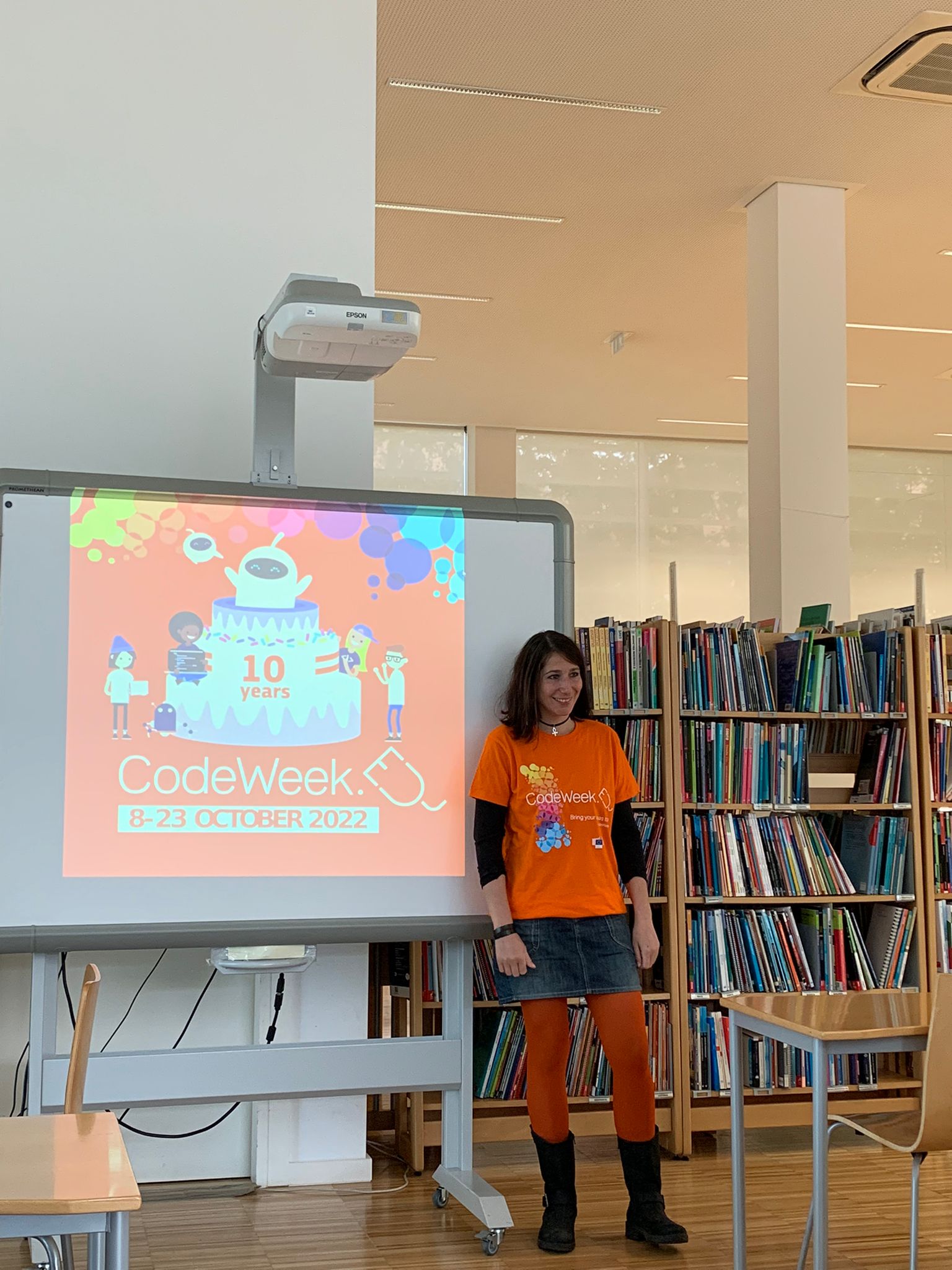 Make a Chatbot: solve the riddle and save your PC! | Code Week